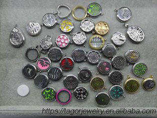 China Popular OEM 316L Stainless Steel No Glass Magnetic Floating Lockets Diffusers Perfume Lockets Collection supplier