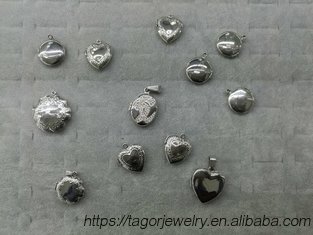 China Unique Fashion 316L Stainless Steel Vintage Looking Casting Filigree and Enameling Floating Lockets,OEM Welcomed supplier